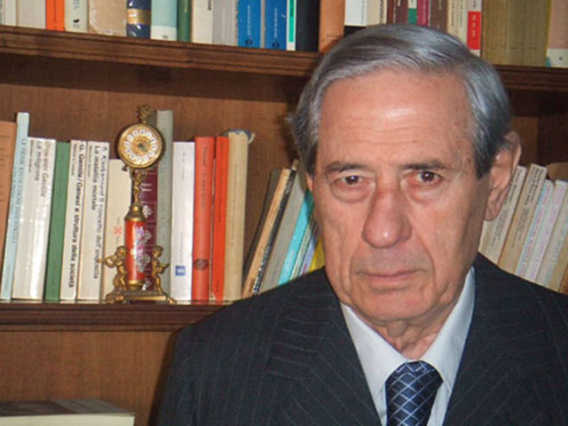 Francesco Caracciolo: storico, saggista, romanziere